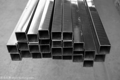 China TP304 1,4301 tubo inoxidável soldado de aço inoxidável da parede grossa do tubo ASTM A312 à venda