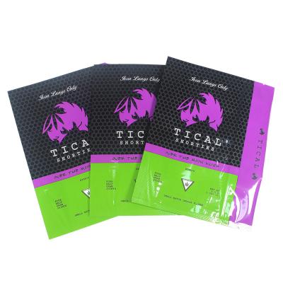 Cina PE Holographic Stand Up Bag con finestra trasparente in vendita