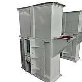 China Acero de carbono de elevación del material a granel del transportador vertical del elevador de cangilones del cemento de piedra en venta