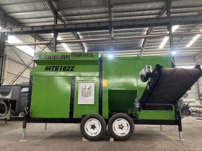 China Portable Topsoil Screener Mobile Compost Trommel Screen with 4.3*1.9*2.45 Dimensions for sale