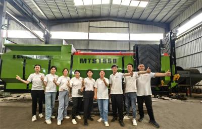 China Circular Mobile Trommel Screen for Compost and Sand Separation in 3.15*1.1*1.65 m Size en venta
