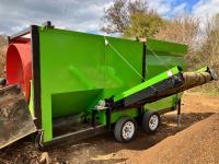 China Customized Mobile Trommel Screening Machine for Topsoil Separation Process for sale