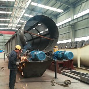 China 2025 Trommel Vibrating Screen para arena con bomba para el lavado de mineral en venta
