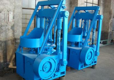 China El último enladrillado crudo del polvo del polvo del carbón que forma la máquina de compresión que moldea en venta