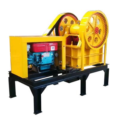 China Small model cheap price diesel type crusher stone jaw crusher à venda