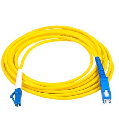 Cina Treccia a fibra ottica 15M Single Mode G652D del PVC del cavo di toppa dello Sc di LC in vendita