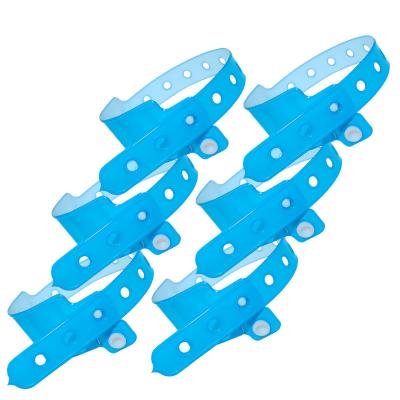 Chine Des bracelets en papier personnalisés pour les événements de forme irrégulière Traitement de surface poli à vendre