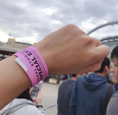 中国 カスタム タイベック イベント 腕帯 バーコード番号 防水 パーティー識別 入場紙 ブレスレット 販売のため