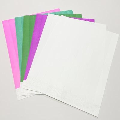 中国 カスタムタイベックイベント ストライクコード付き 番号付き 防水 プールパーティーの識別 入場紙ブレスレット 販売のため