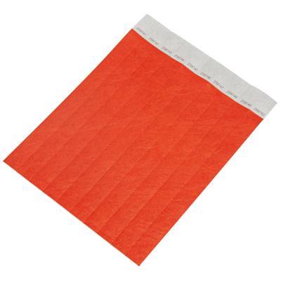 Китай Заказные браслеты Tyvek Event Солидный цвет Логотип Печатный водонепроницаемый Для бассейна Партия идентификация Входные бумажные ленты продается