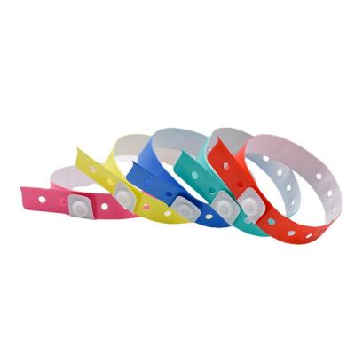 China Waterproof Vinyl PVC Wristband for One Time Events Customized Logo and Durable for sale