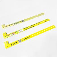 China Customized Vinyl PVC L-Shaped Wristbands for Conference Attendee Identification for sale