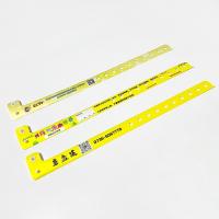 China Customized Vinyl PVC L-Shaped Wristbands for Conference Attendee Identification for sale