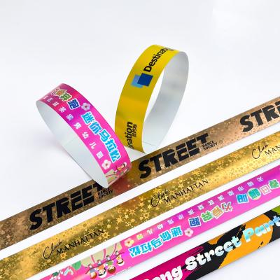 China Aangepaste Holografische Polsbandjes met Aangepaste Logo en Tekst Bedrukking voor Evenementen Te koop