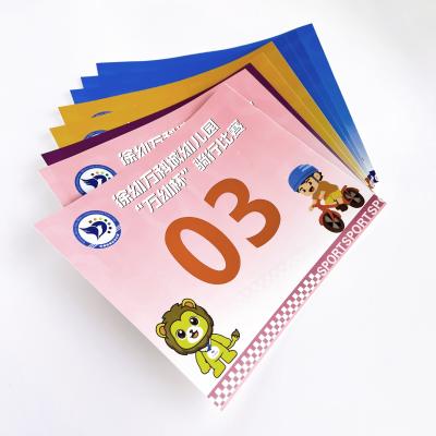 Китай Tyvek гоночные номера 210 мм с трафаретной печатью, настраиваемые продается
