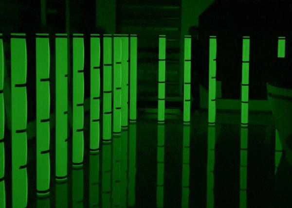Quality Dry Wet Installation Anti Stain TPU Color PPF fluorescence Green light luminescence TPU white to green photochromism Car Wrap Paint Protection Film for sale