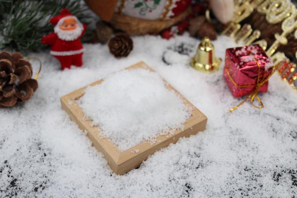 Safe Fake Snow Polymer Long Lasting Easy To Use Instant Snow Sodium Polyacrylate