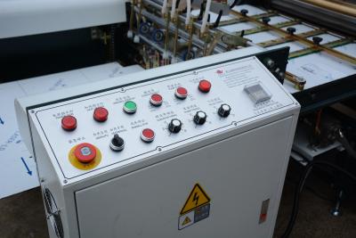 China Automatische het Lijmen Machine/Stijve Doos die Machine voor Stijve Doos maken Te koop