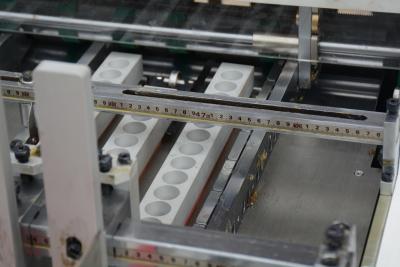 Cina Macchine per il ripiegamento automatico del cartone in vendita