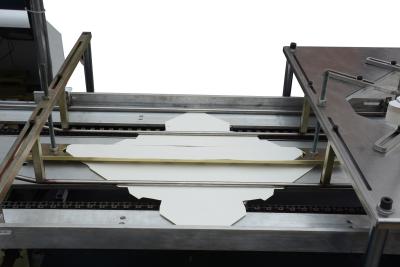 China Caja de papel inteligente automática que forma la máquina en venta