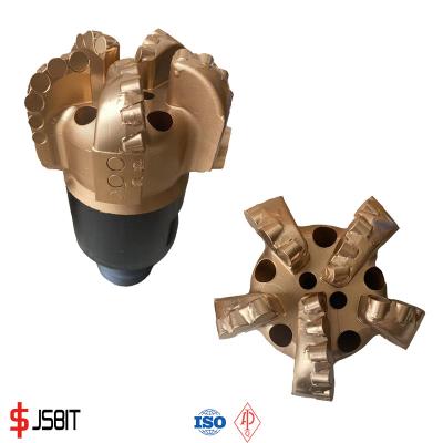 Cina Fabbrica Diamond Compact Drill Bits policristallino a 8,5 pollici di potere 216mm 5 lame in vendita