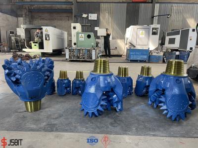 Cina Carbide 490mm Tricone Rock Roller Bits For Drilling in vendita