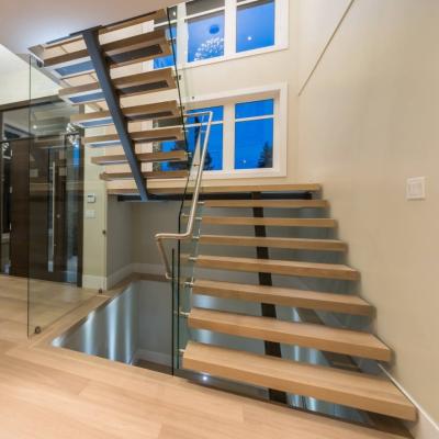 China Customized Wholesale Central Beam Straight Staircase with Low Price for sale