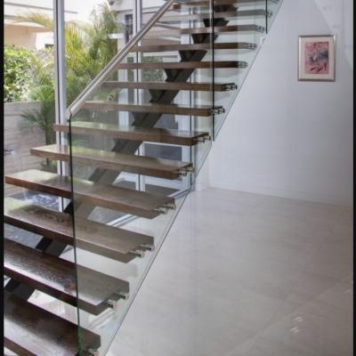 China DIY Modern Stainless Steel Standoff for Glass Railing Design for sale
