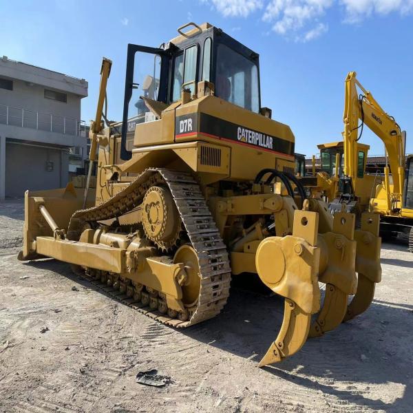 Quality Robust Used Caterpillar Dozer CAT D7R Excavating Machine for sale