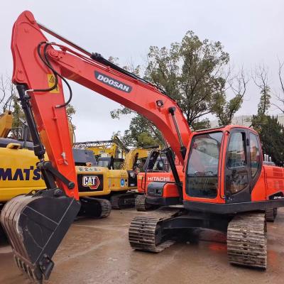 Chine Excavateur Doosan Digger DX140LC d'occasion de 14 tonnes à vendre