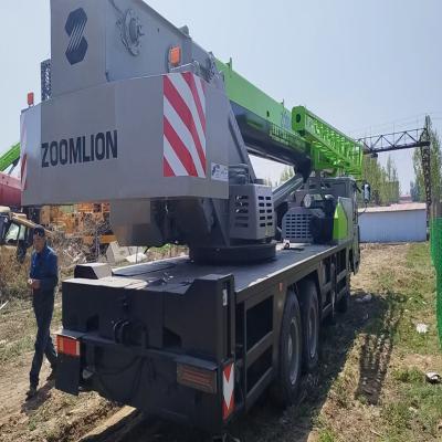 Cina ZOOMLION ZTC300V Cranes usate Macchine pesanti 30T in vendita
