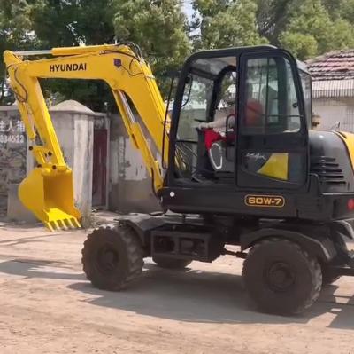 Chine Hyundai Digger R60W d'occasion 6 tonnes Excavateur à roues à vendre
