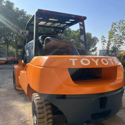 Cina Concessionario di carrelli elevatori Toyota FD50 diesel di seconda mano 5 tonnellate in vendita