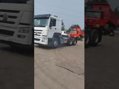 10 Wheeler Oude tractor trailer Trucks Howo Sinotruk 420hp 6x4
