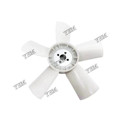 Cina D905 Lame di ventilatore per motore Kubota Parti di ricambio 15694-74110 in vendita