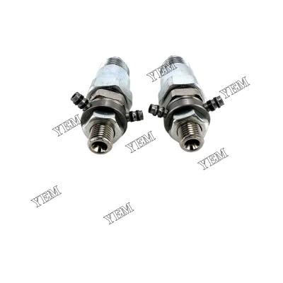 Cina New Set of Fuel Injector 2PCS For Kubota Engine Z650/12SD12 in vendita