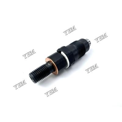Cina Buy Genuine D1105 Injection Nozzle EnginePparts 1G677-53903 For Kubota in vendita