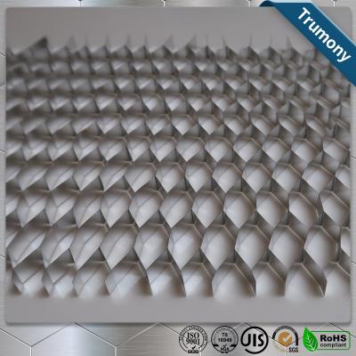 China De oppervlakte Geborstelde Comités van de Aluminiumhoningraat voor Binnenlandse Buitenmuurdecoratie Te koop