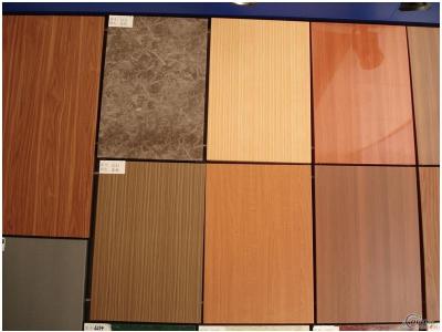 Cina Peso leggero composito di alluminio Customzied a prova di fuoco del pannello del grano di legno in vendita