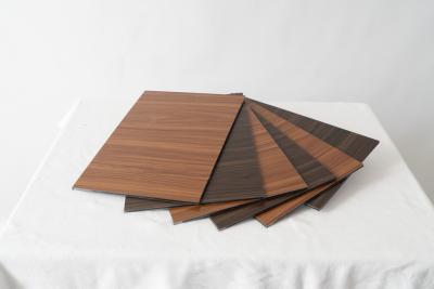 Cina Peso leggero composito di alluminio Customzied a prova di fuoco del pannello del grano di legno in vendita