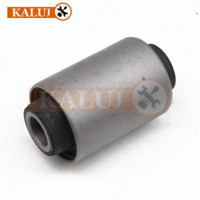 Cina 54560-2S600 54560-8B500 Busta del braccio inferiore Ni-ssan D22 in vendita