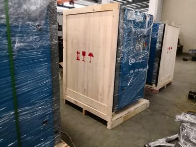 Китай Внутренний компрессор воздуха винта зубчатой передачи для картины брызг 3.Симпле 69дБ продается