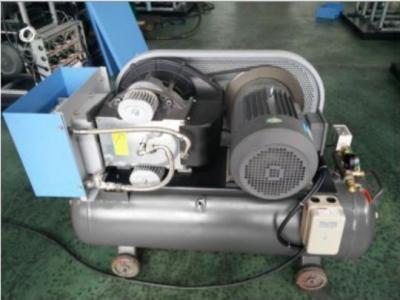China Environmental Protection Oil Free Compressor With Super Silent Body Housing for sale