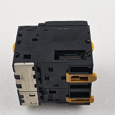 중국 릴레이 출력과 CJ2H-CPU65 일본 옴론 프로그램 가능 제어기 판매용