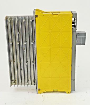 Cina A06B-6096-H104 Servomotore Fanuc in giallo per uso industriale in vendita