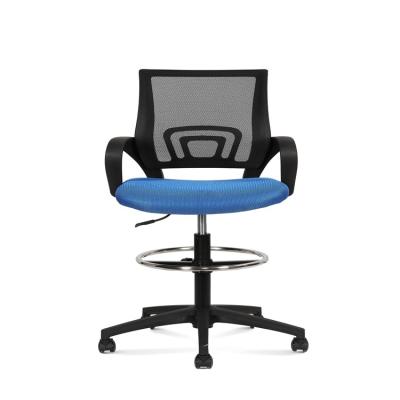 Cina Nuove sedie di scrittorio ergonomiche regolabili comode nella sedia dell'ufficio per cromo in vendita