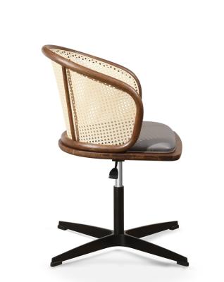 Cina sedia comoda dell'ufficio esecutivo del rattan specializzato regolabile 3D sulle ruote 75cm in vendita