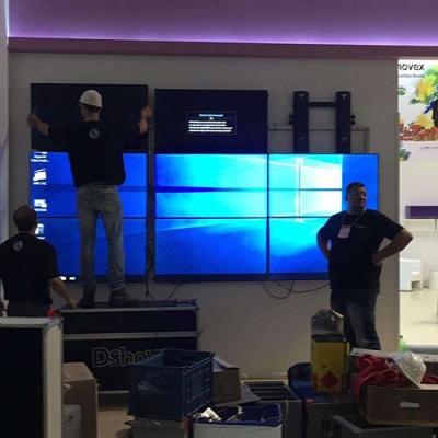 Cina i monitor LCD d'impionbatura dell'interno Wifi/3G/4G/USB del contrassegno di 700cd/m2 RS232 1920x1080 Digital hanno sostenuto l'esposizione LCD in vendita