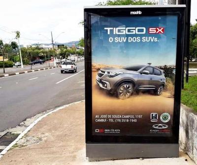 China Aangepaste 2500nits 43 duim het openluchtlcd digitale signage lcd reclamescherm voor gasstatio Te koop
