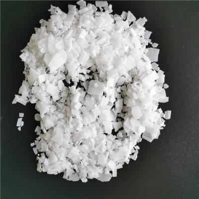 China China Origin Top Grade Quality Sodium Hydroxide Naoh Caustic Soda Pearl / Flake 99% for sale